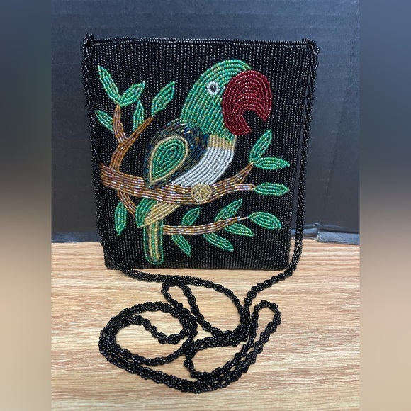 Ermo | Bags | Ermo Micro Beaded Parrot Small Crossbody Purse 3885 ...
